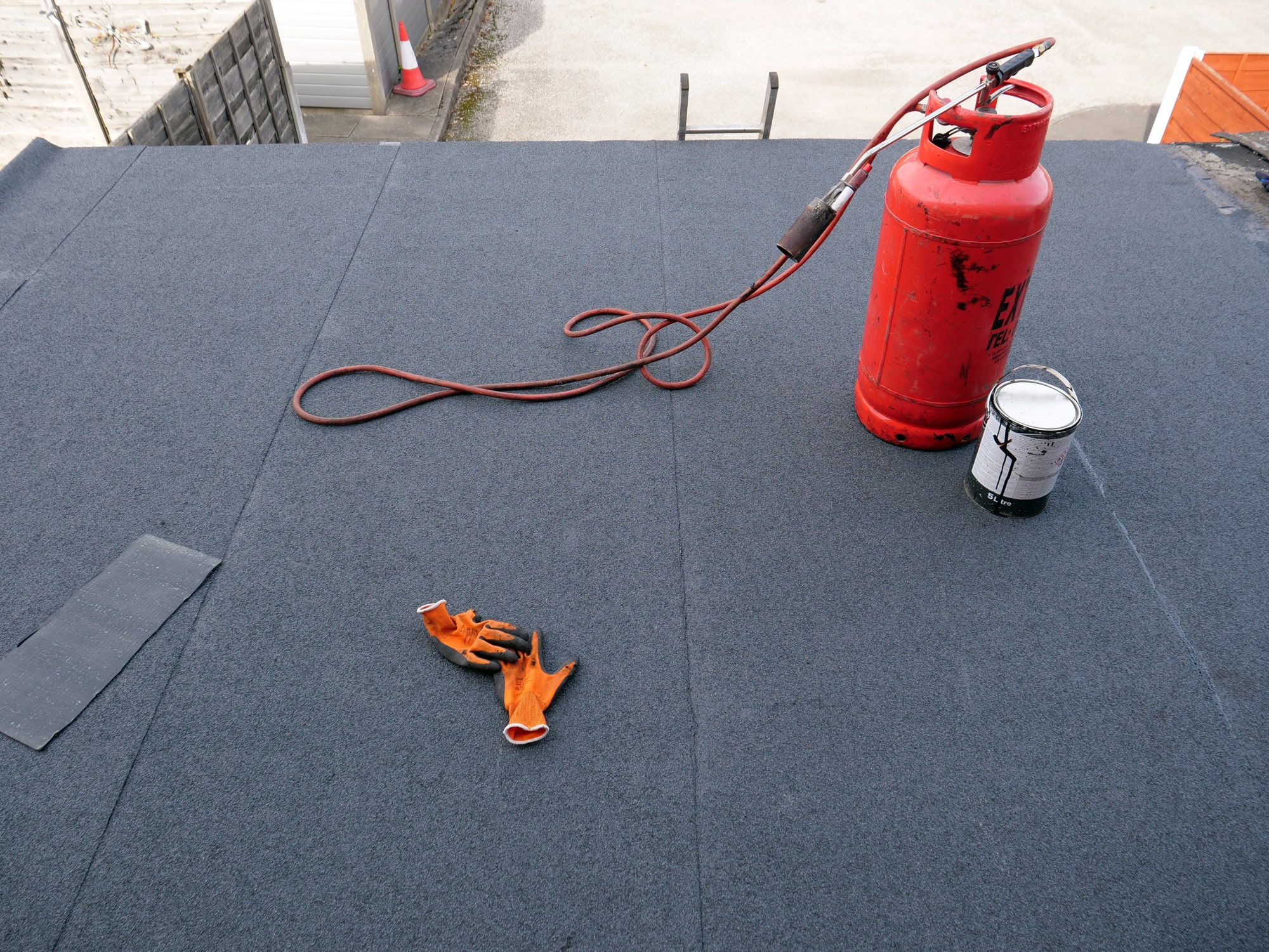 Bitumen roof maintenance guide - make bitumen roofing last